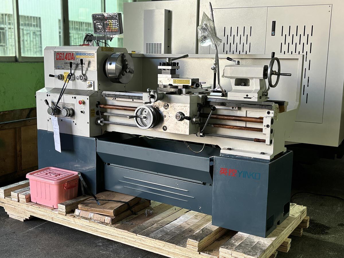 Conventional Horizontal Manual Turning Lathe Machine C6140A
