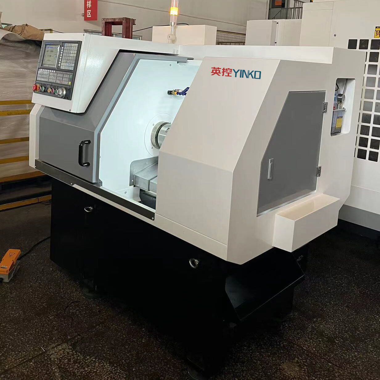 Flat Bed Small CNC Lathe Machine SL38 with Gang Type Tool